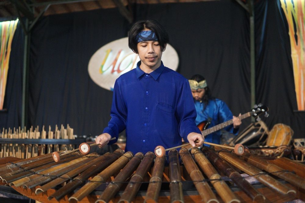 Seni Calung, Harmoni Alat Musik Bambu dari Tanah Jawara