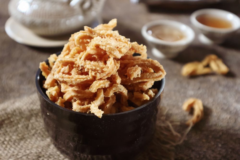 Kue Akar Kelapa Khas Jakarta, Camilan Tradisional Gurih