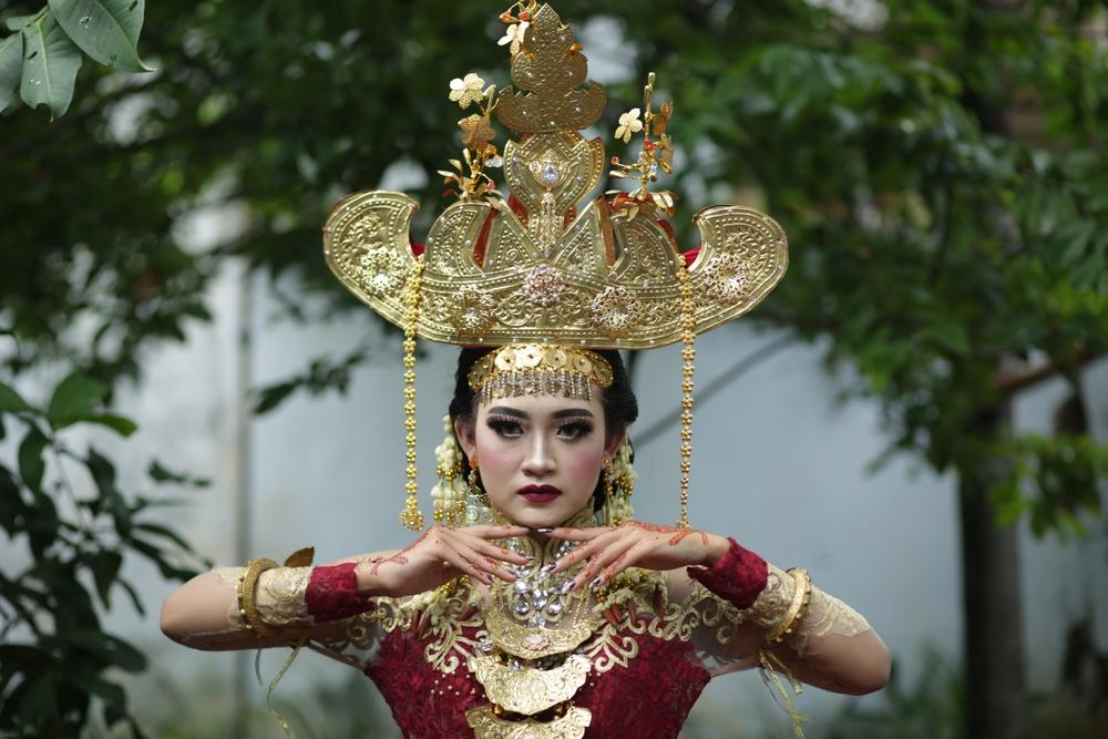 Mahkota Siger Lampung: Simbol Keagungan dan Adat