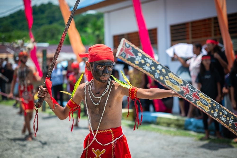 Cakalele, Tari Perang Penuh Semangat dari Sulawesi Tengah