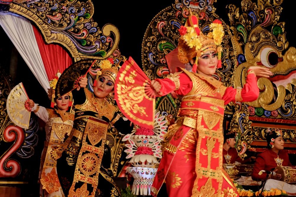 Tari Janger, Tarian Enerjik dari Bali yang Meriah