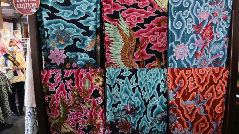 Ayo, ke Batik Trusmi, Cirebon dan Lakukan 4 Aktivitas Seru Ini ...