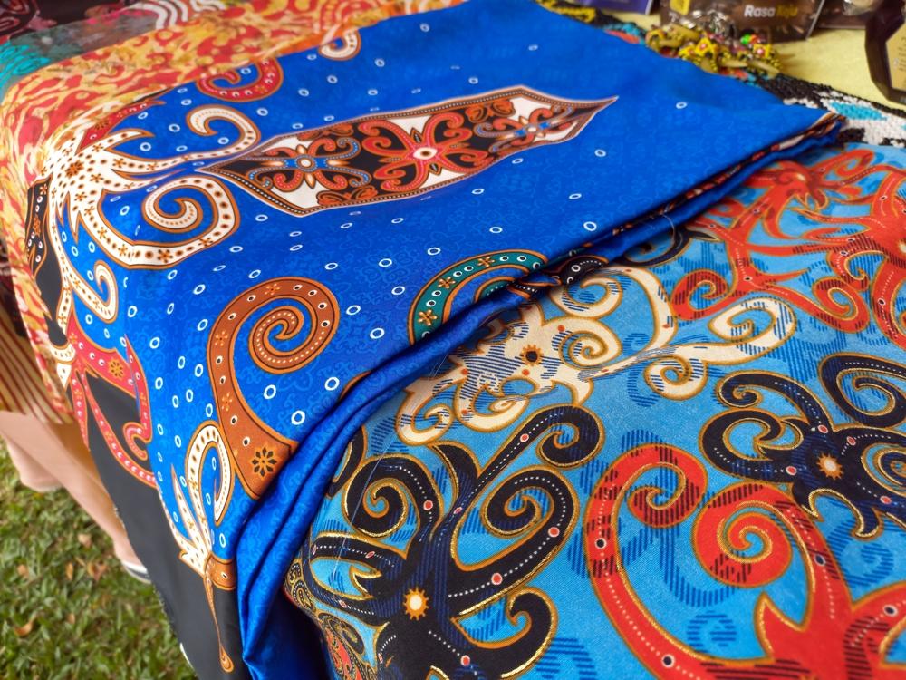 Motif Dayak Kamang: Seni Ukir dan Tenun Khas Kalimantan Barat