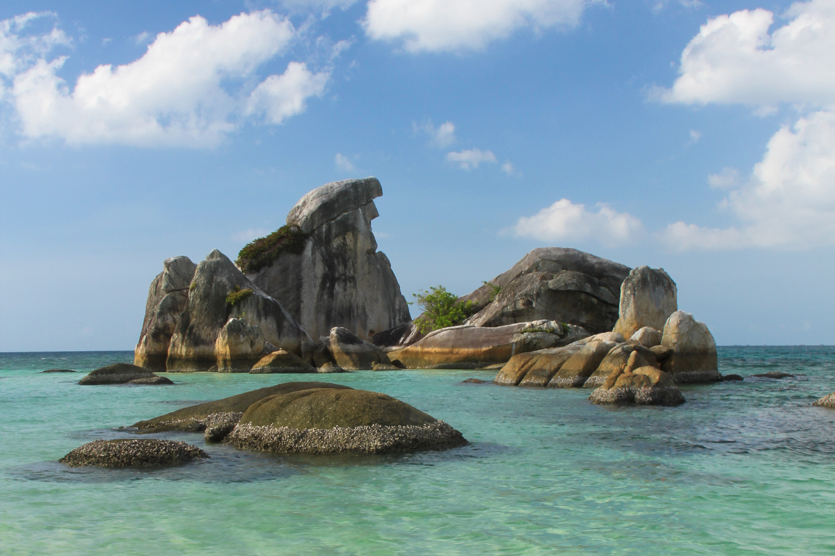 9 Destinasi Istimewa di Pulau Belitung - Indonesia Travel