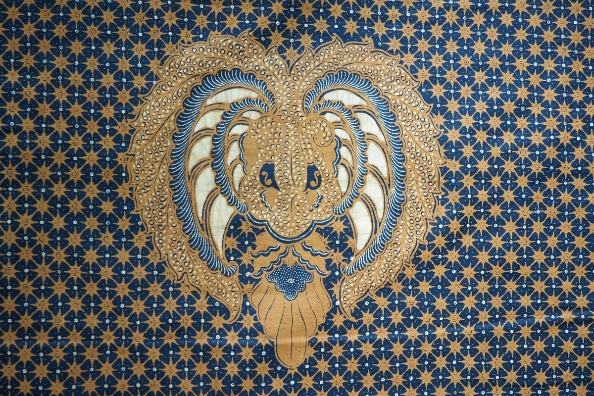 Menilik Makna di Balik Mahakarya 7 Motif Batik di Indonesia - Indonesia Travel